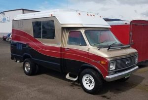 Chinook – Tin Can Tourists